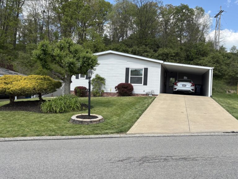 Cloverleaf Estates West (Carnegie) | Cloverleaf Communities